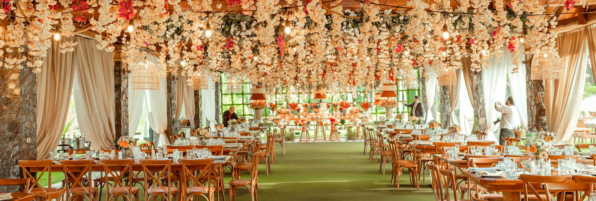 Hand Over Wedding Planning To An Event Management Company